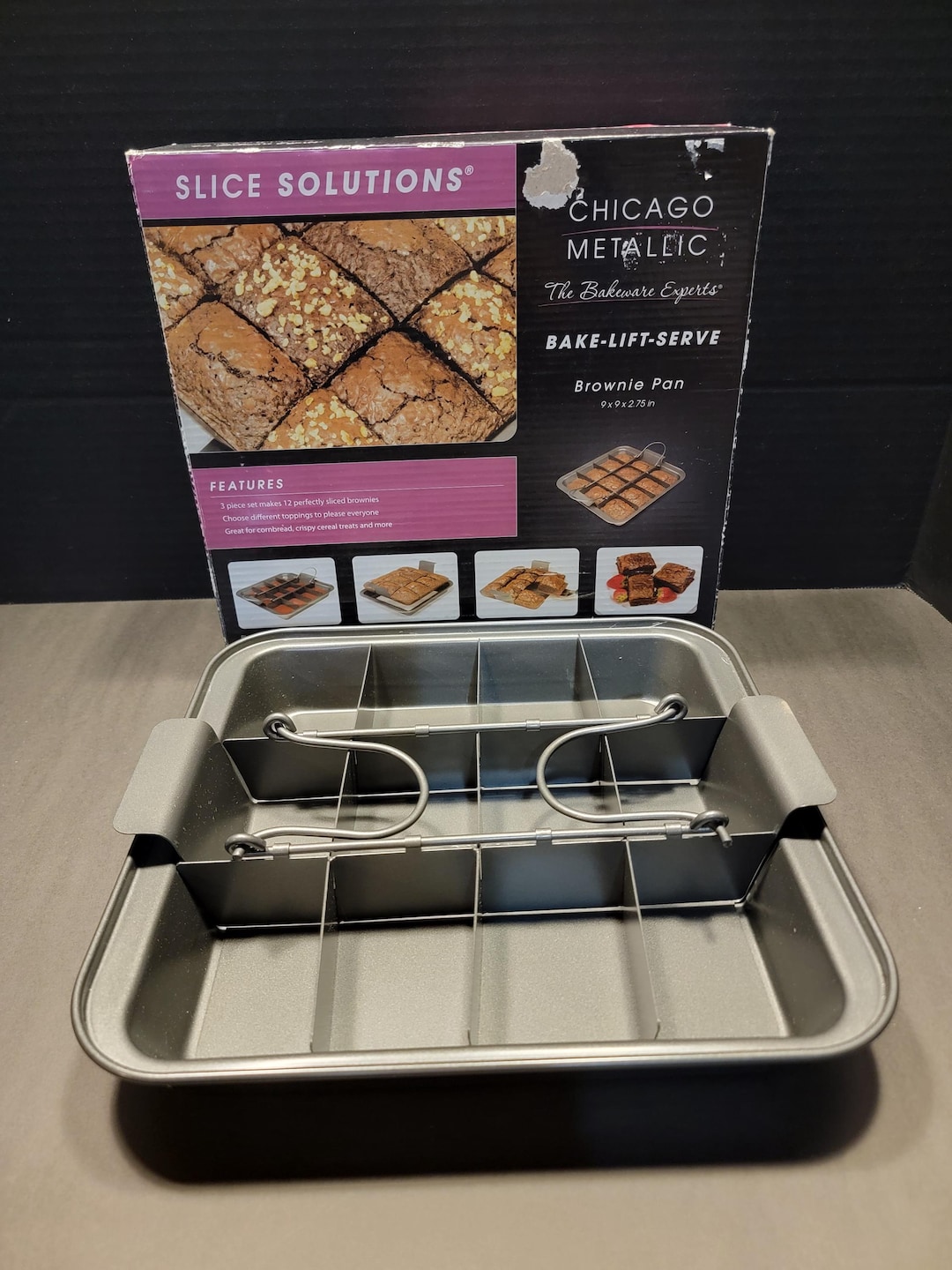 Chicago Metallic Brownie Pan Bake Lift & Serve Slice Solutions 3 Piece ...