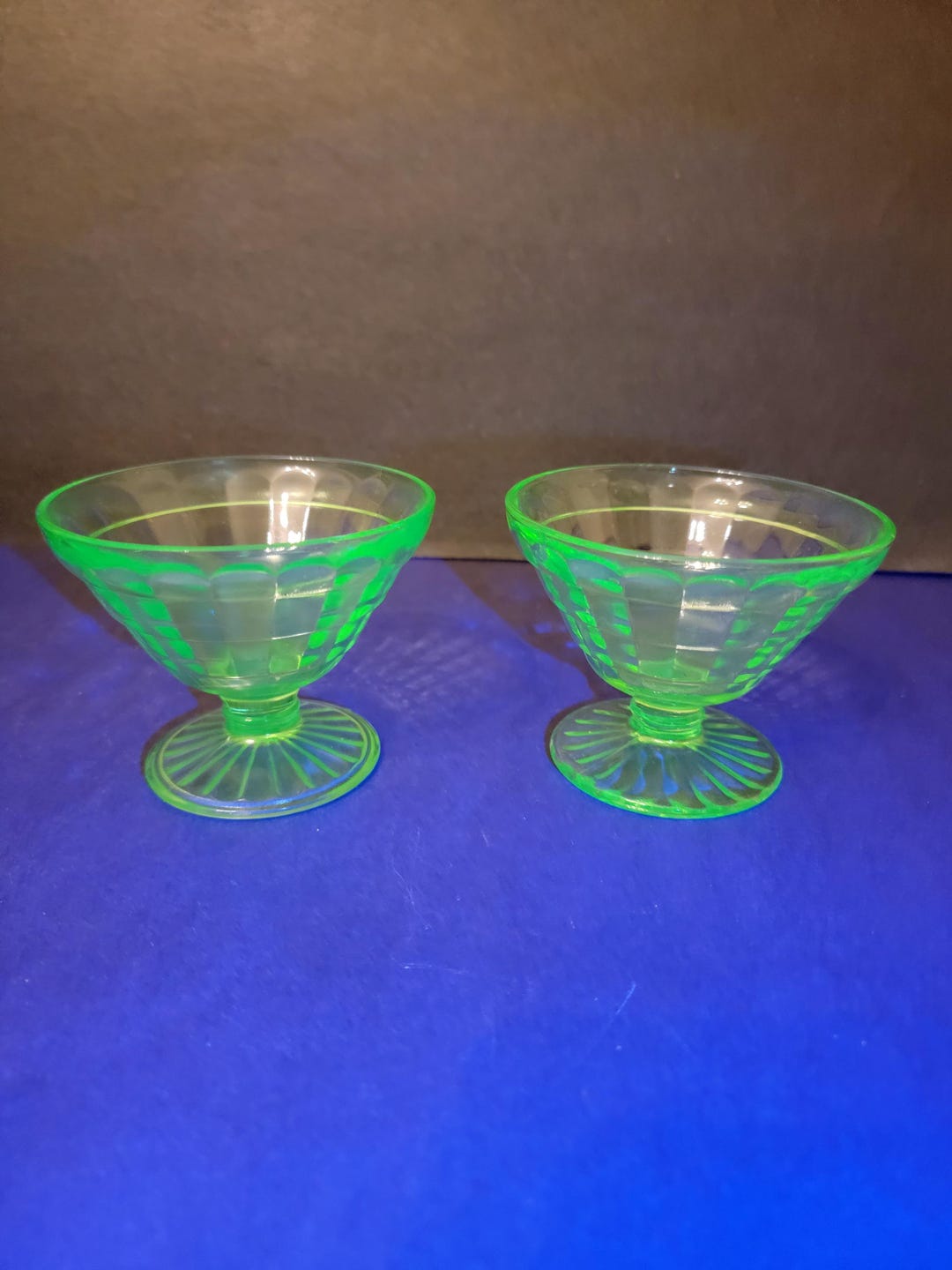 2) Vintage Colonial Block Optic Uranium Glass by Hazel Atlas Green ...