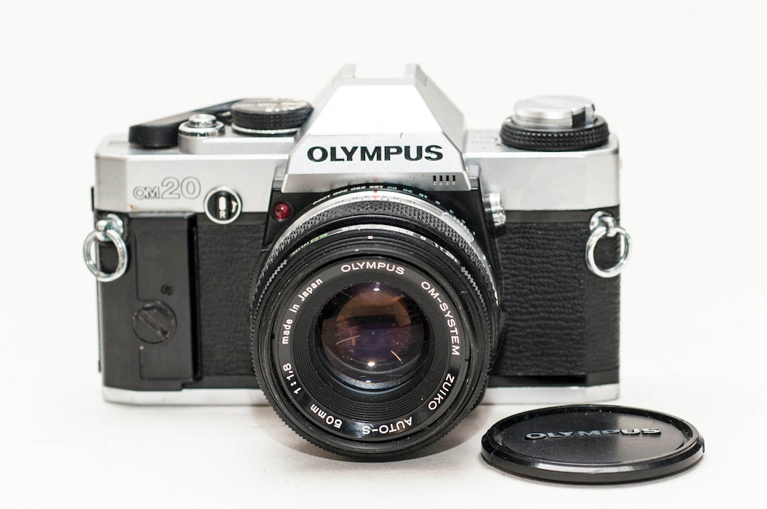 Olympus OM 20 With Zuiko 50 Mm F/1.8 Lens - EXCELLENT. - Etsy