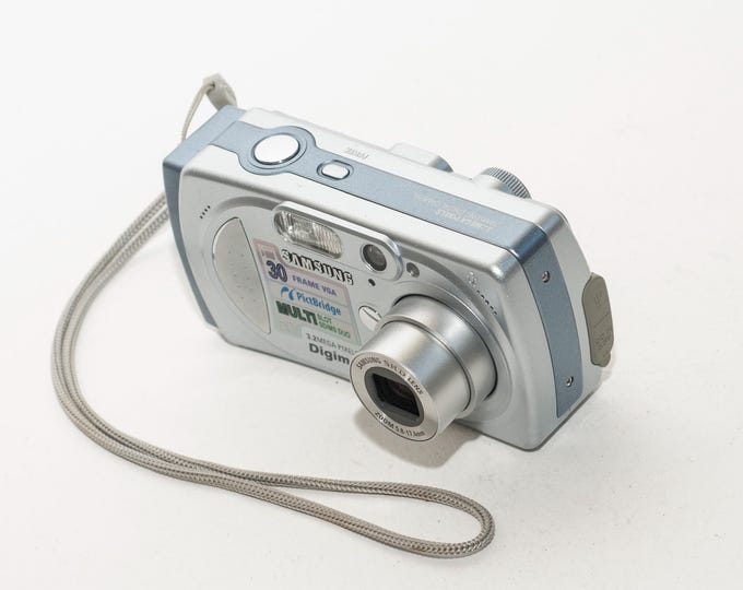 SAMSUNG Digimax 3000 Digital Camera. - Etsy