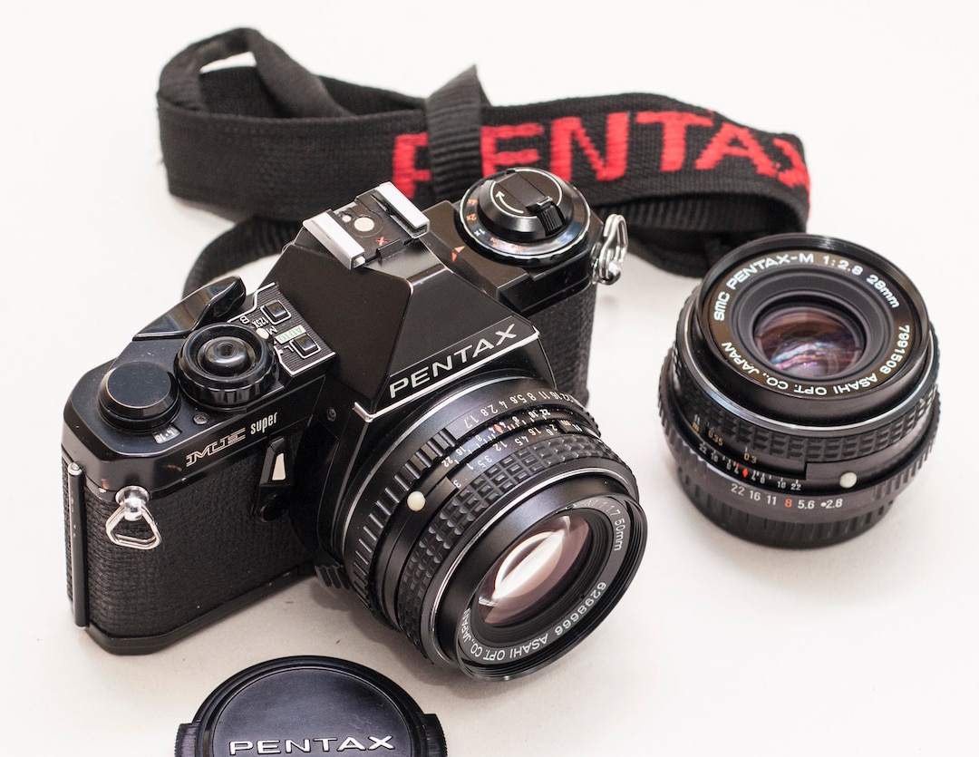 Pentax ME Super BLACK 35mm Film Camera With 2 Lenses 50 Mm F/1.8 and 28 ...