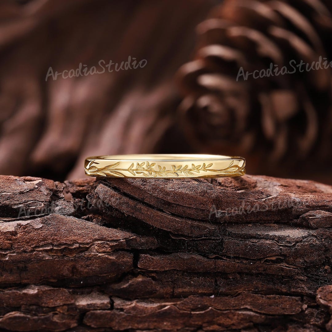 Unique Lavender Engraving Wedding Band Solid Gold Nature Inspired Leaf ...