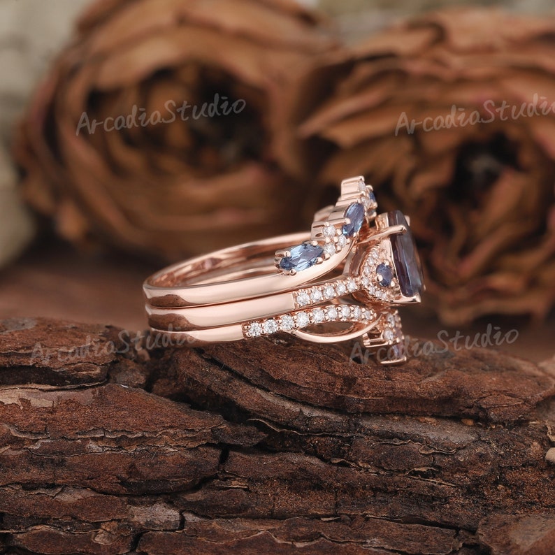 3pcs Vintage Alexandrite Engagement Ring Set Pear Cut Bridal Set Unique ...