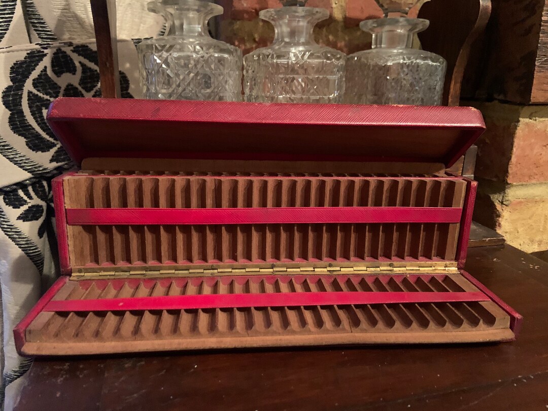 French Vintage Leatherette Cigaret Box. Holds 100 Cigarets Home Decor ...