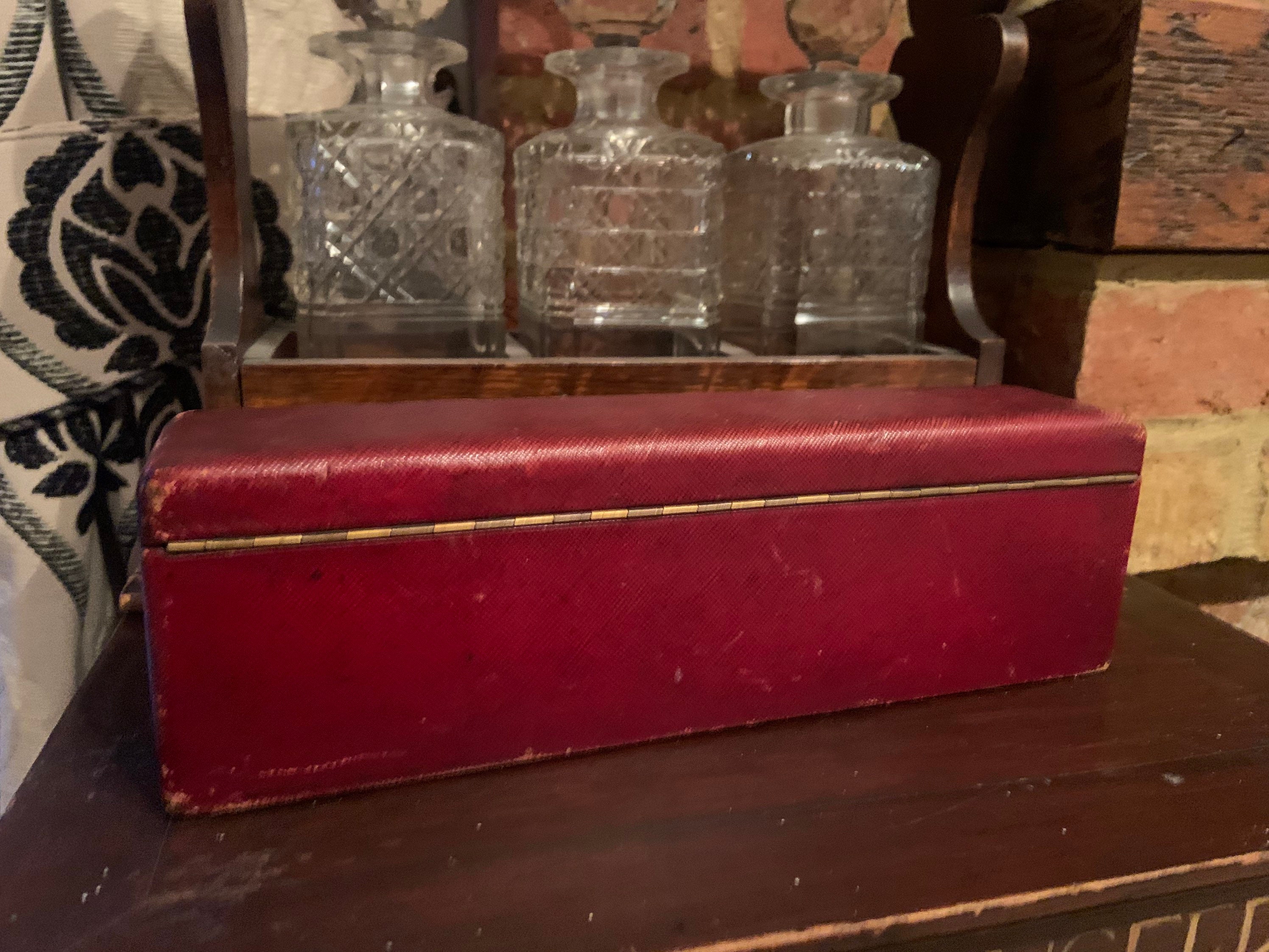 French Vintage Leatherette Cigaret Box. Holds 100 Cigarets Home Decor ...