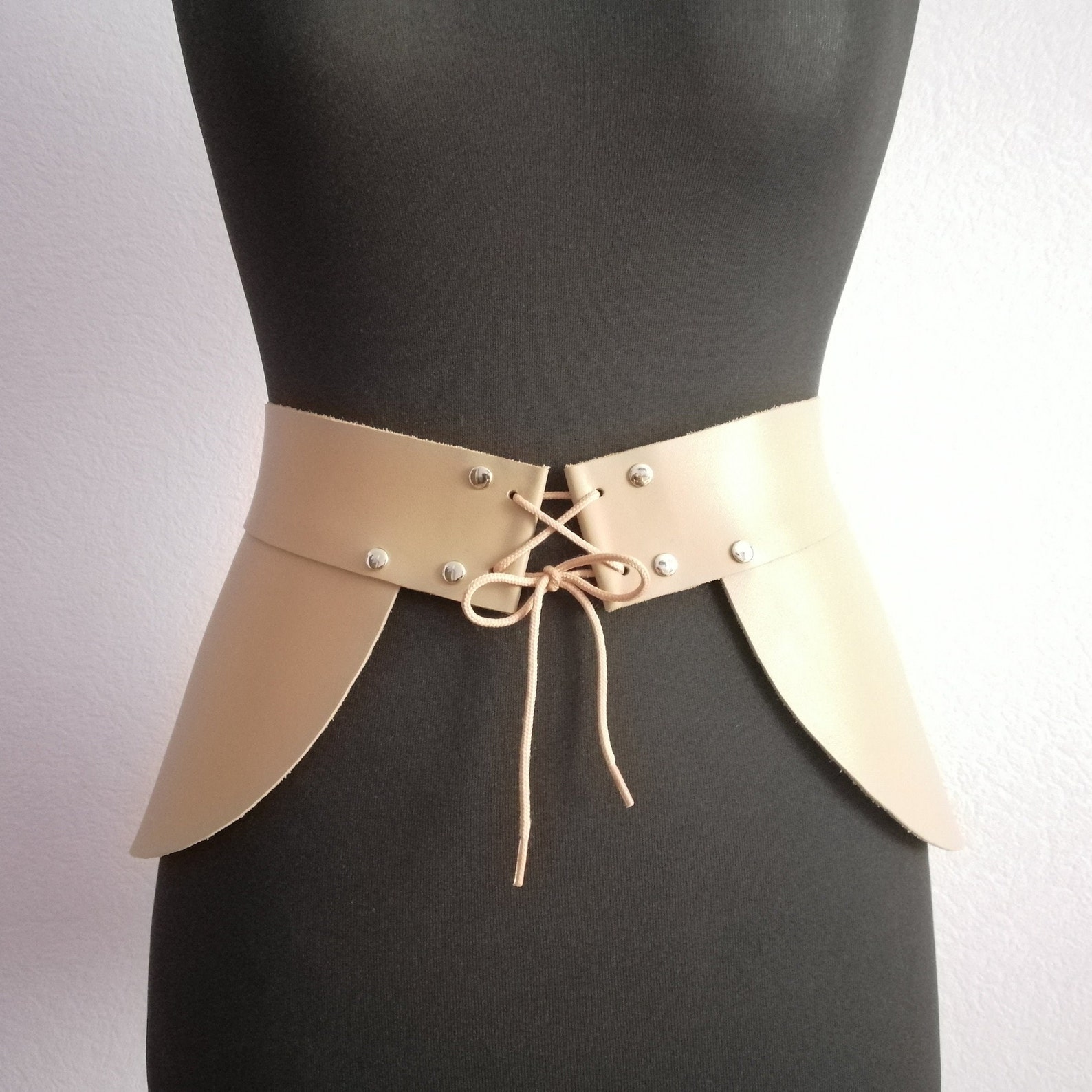 Vendedor ucraniano Cinturón de cuero para mujeres Cinturón de cintura ...