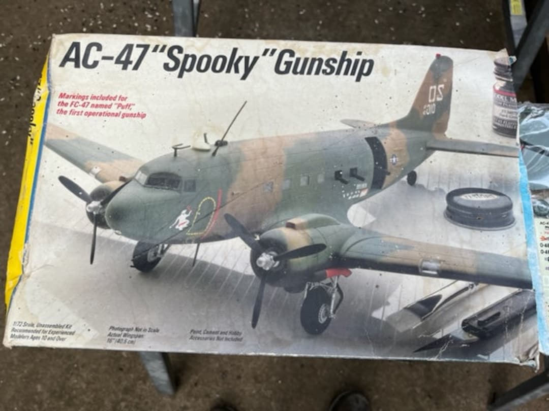 AC-47 spooky Gunship 1/72 Scale, Brand Name Testors Italeri Model Kit ...