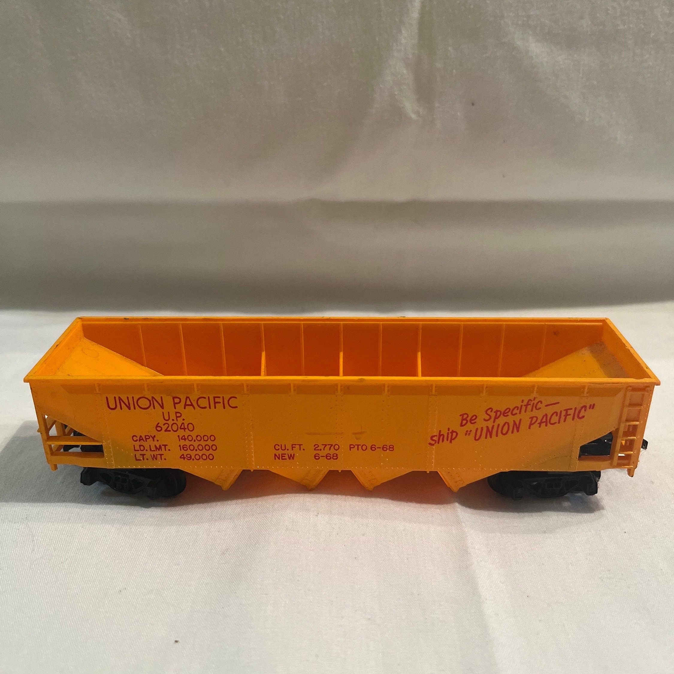 Tyco HO 1970's Toy Train Set a Total of 10 Train Cars All Different. - Etsy