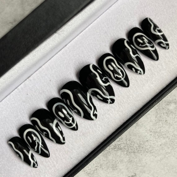 Wibbly Wobbly Press-on Nails - Etsy UK