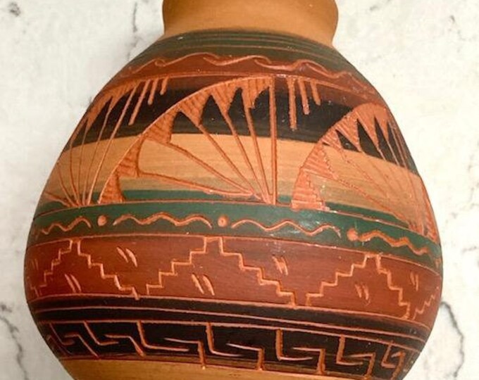 Vintage Signed Navajo Flora Begay Etched Pottery Small Vase - Etsy