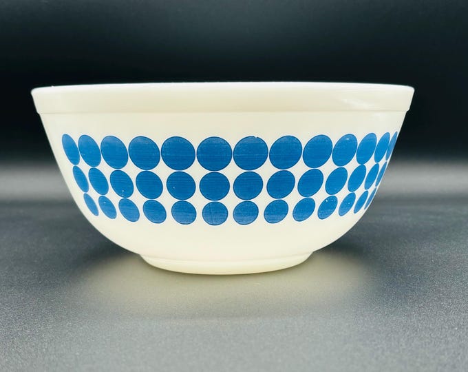Vintage Blue Dot Pyrex Bowl Polka Dots 403 2.5 Quarts Milk Glass ...