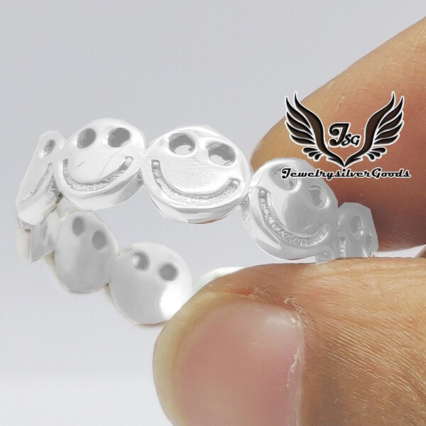 Smiley Face Ring - Etsy