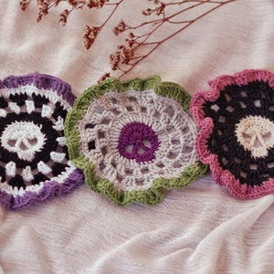 Brainy Skull Coaster Set Crochet Pattern: Halloween Decor, Crochet ...