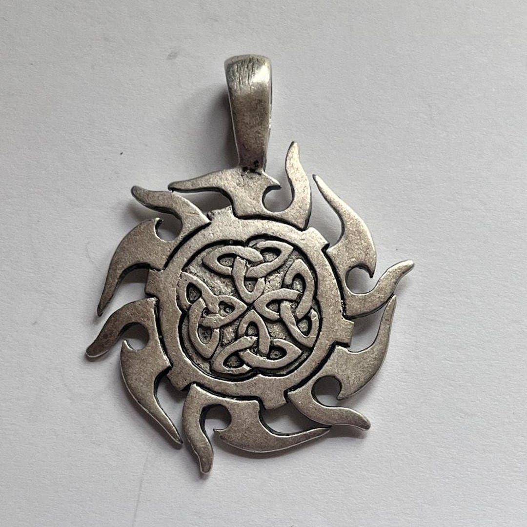 Vintage Silver Celtic Irish Sun Trinity Knots Pendant - Mystic Endless ...