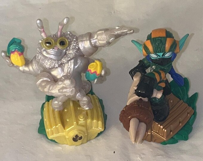 Skylanders Superchargers - Eggcited Thrillipede and Super Shot Stealth ...
