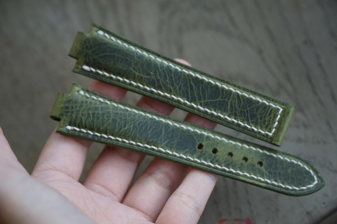 Olive Green Italy Waxart Leather Notched Watch Strap for Oris Aquis ...