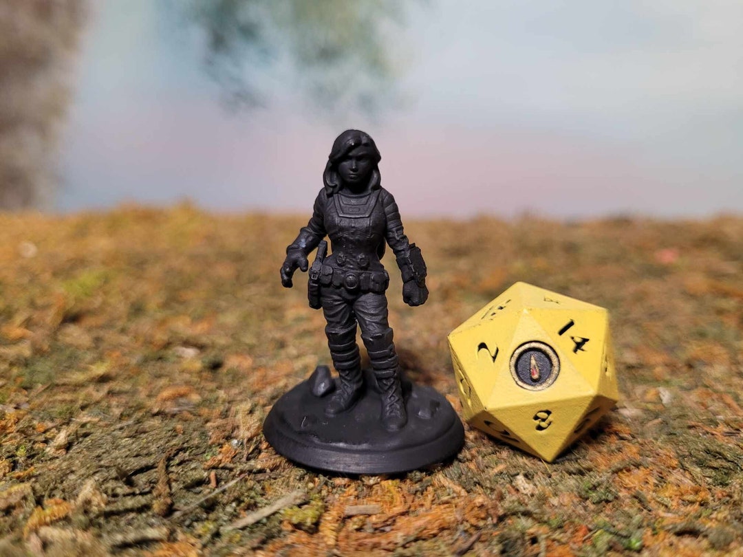 Lucy Mcclane From Fallout Primed and Unpainted Tabletop Miniature - Etsy UK