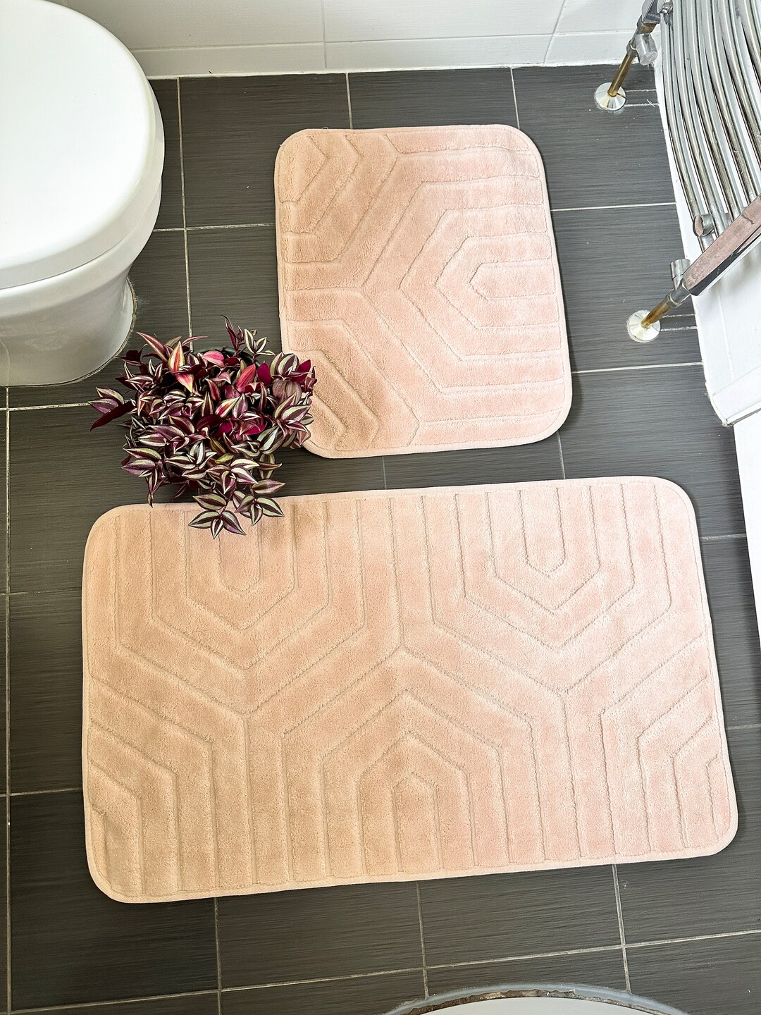 Turkish Geometric Lines Bath Mat Set Non Slip, Bath & Pedestal Mats ...