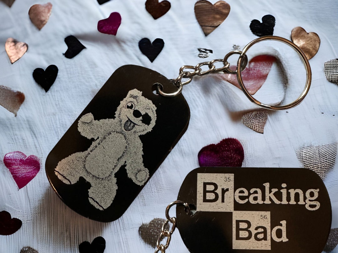 Breaking Bad Teddy Bear Engraved Keychain, Los Pollos Hermanos Pendant ...