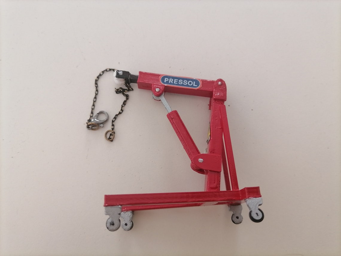 3D Printed Miniature Motor Engine Crane Hoist 1-24, Auto Service ...