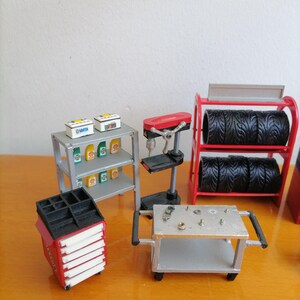 3D 1:24 Printed Miniature Set Tire Shop Change Repair,auto Service ...