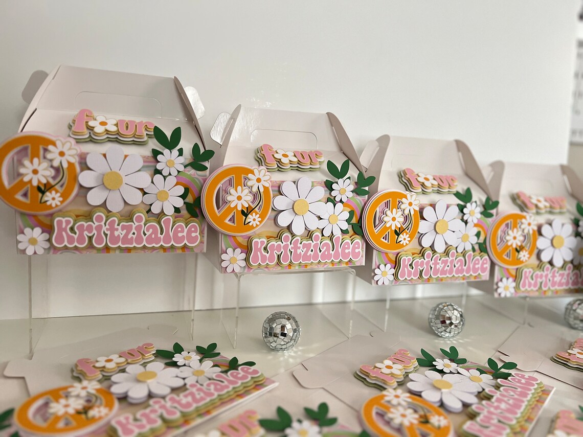 Groovy Favor Boxes, Gable Box, Daisy Birthday, Groovy Birthday - Etsy UK