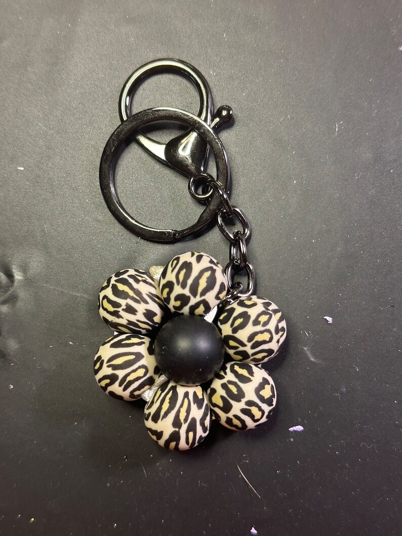 Flower Bead Key Chain - Etsy