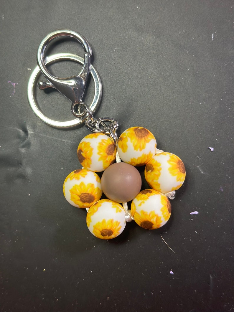 Flower Bead Key Chain - Etsy