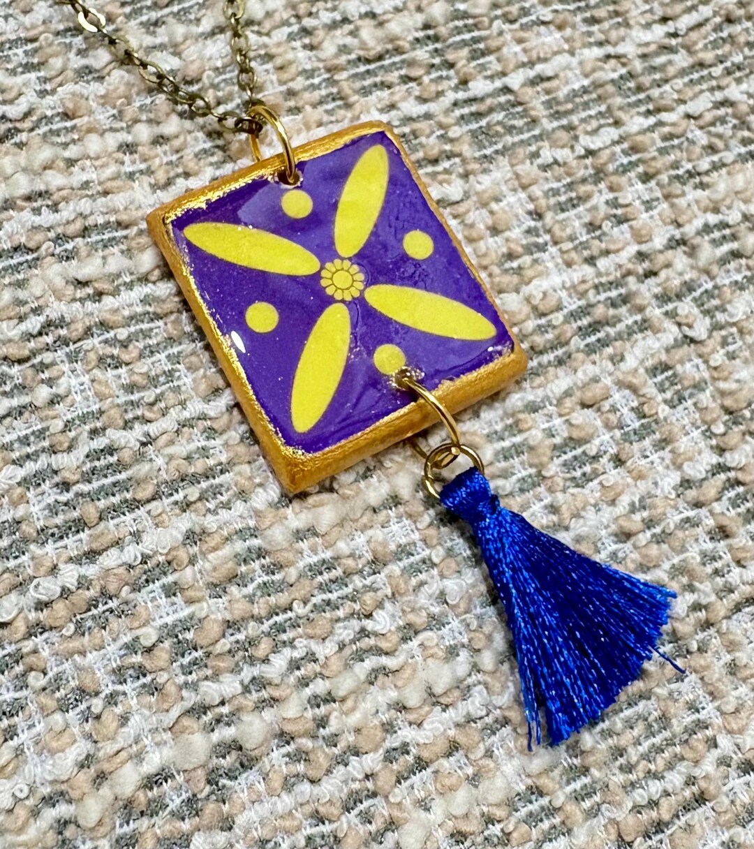 Derafsh Kaviani, Kaveh Ahangar, Persian Symbol, Persian Mythology ...