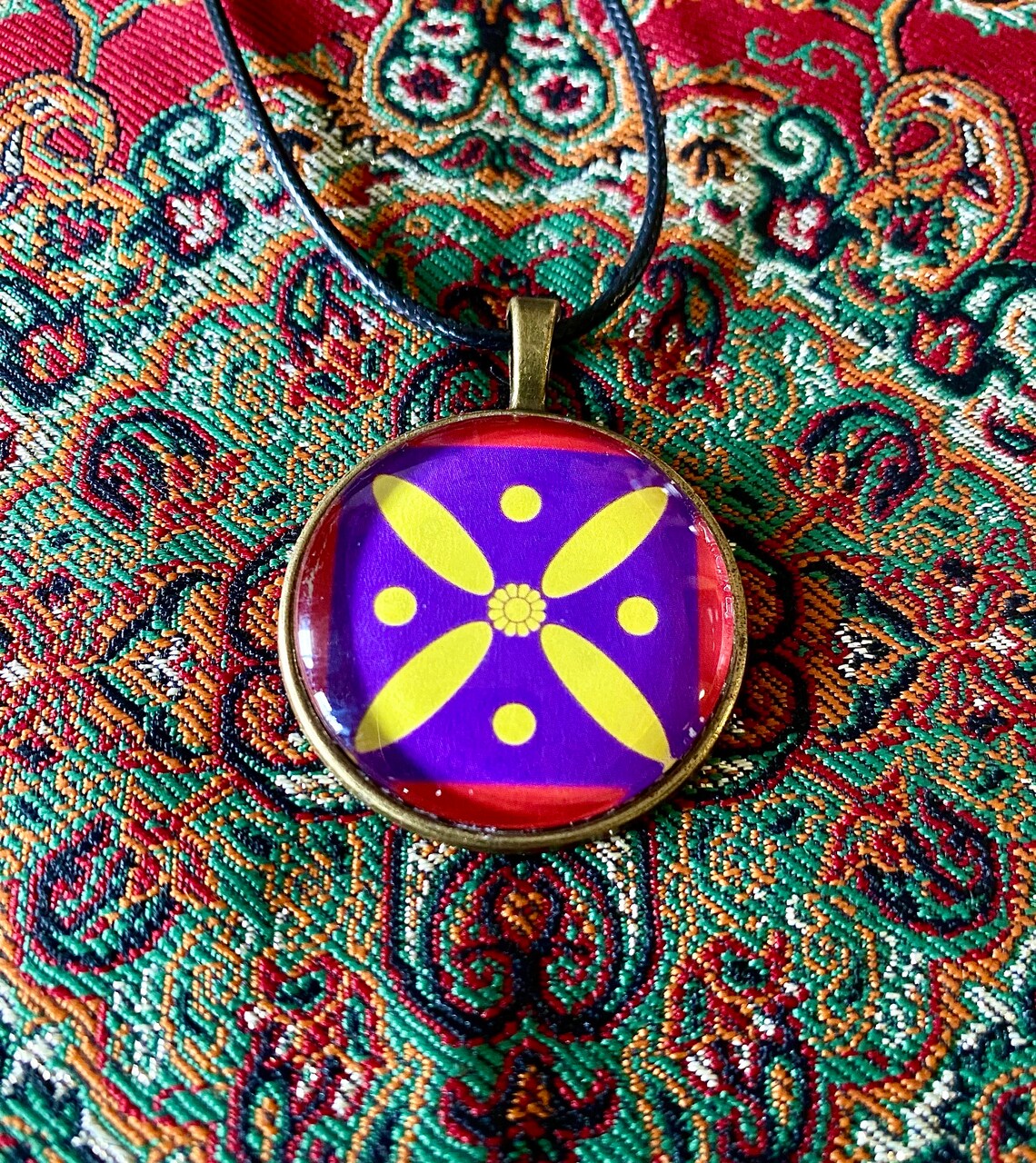 Derafsh Kaviani, Kaveh Ahangar, Persian Symbol, Persian Mythology ...