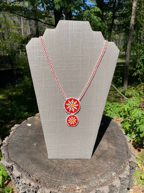 Vintage Native American Rosettes Seed Beaded Necklace | Etsy