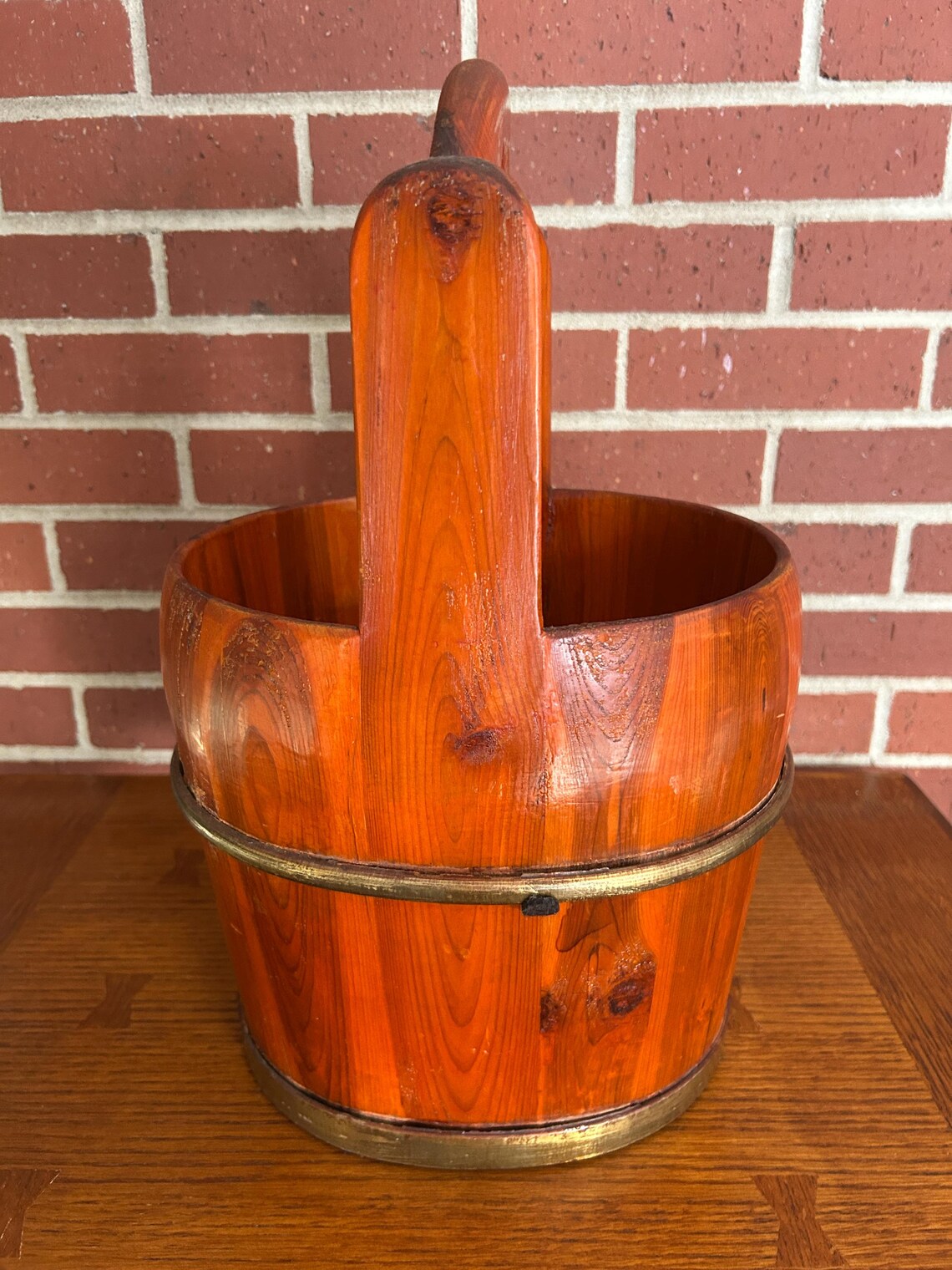 Chinese Wooden Well Water Bucket Beautifully Hand Crafted Oval ...