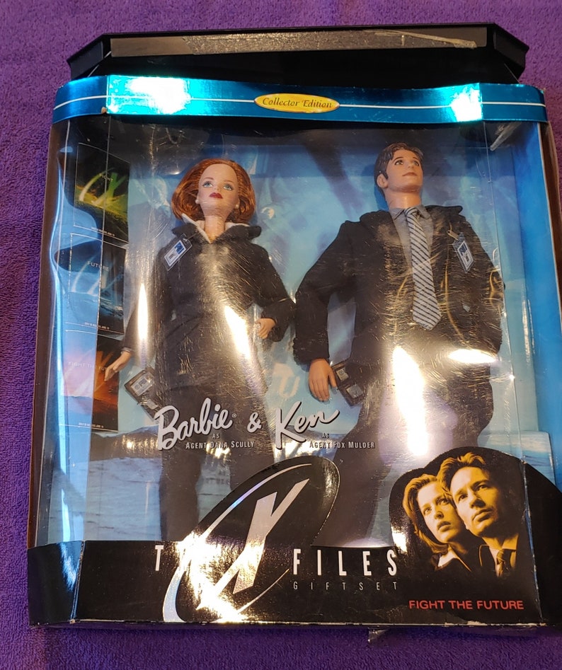 Barbie X-files Plus Mulder & Scully Set - Etsy