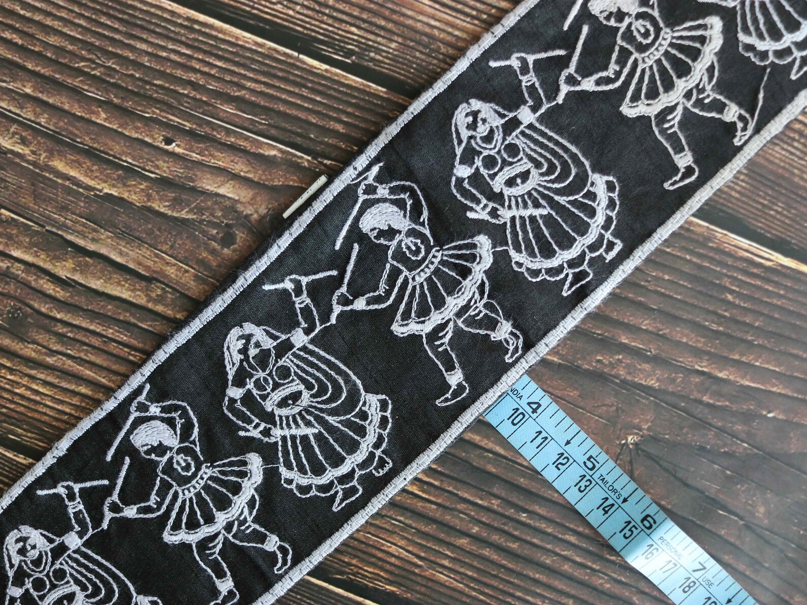 Black White Dandiya Embroidered Trim, Kutchi Dancing Festive Lace ...