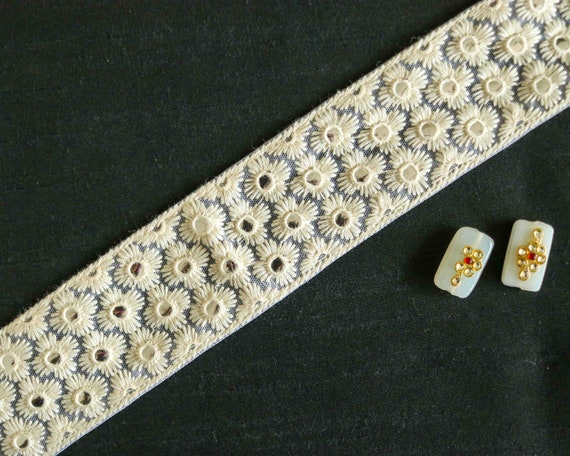 White Floral Mirror Sequin Trimembroidered Indian Net Sequins - Etsy