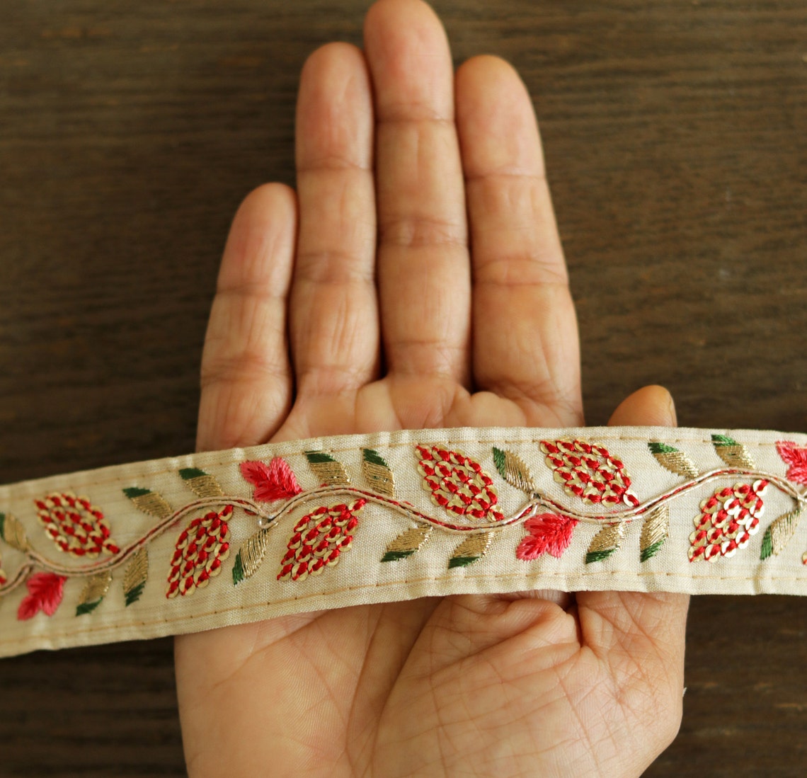 White Red Floral Embroidered TrimWhite Floral BorderFloral | Etsy