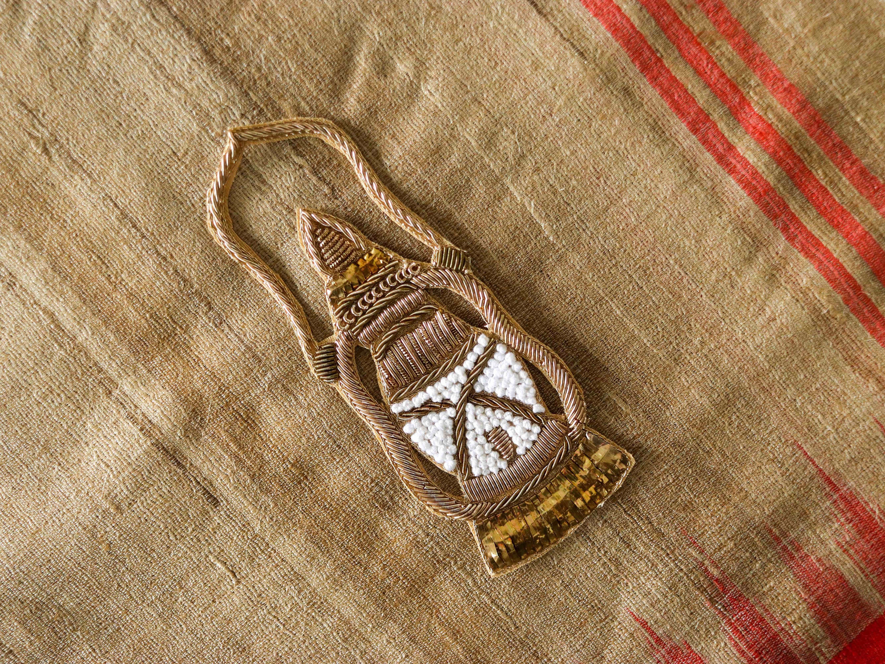 Vintage Lantern Quirky Embroidered Patch,handmade Golden Lamp Applique ...