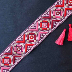 Beige Red Geometric Jacquard Trim,pink Red Checks Brocade Border,indian ...