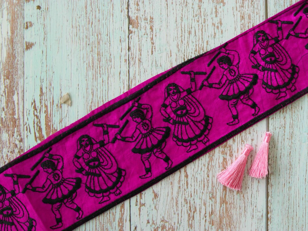 Couple Dancing Pink Embroidered Trim, Kutchi Dandiya Tribal Lace ...
