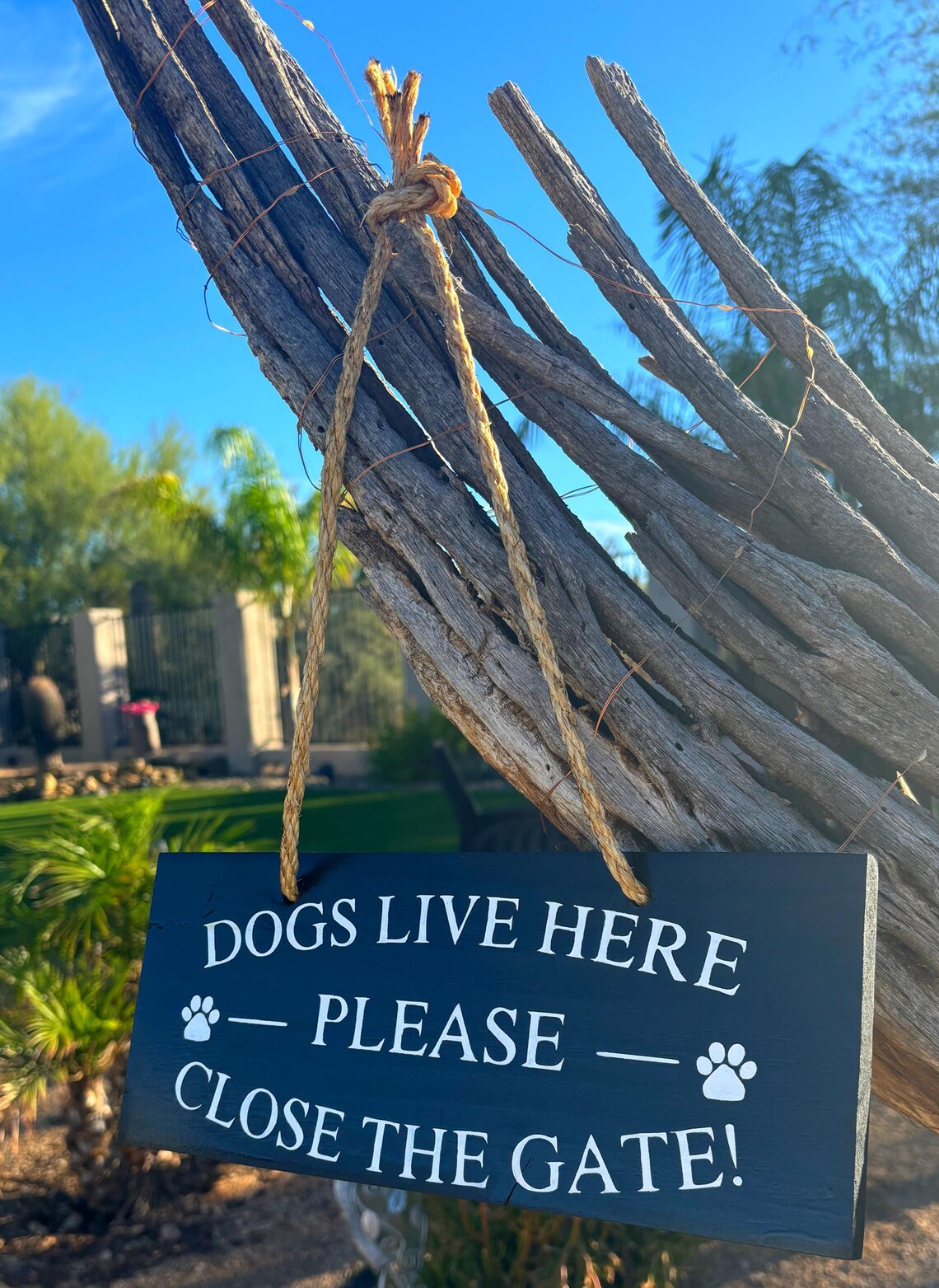 Close the Gate Dog Sign, Pet Safety Sign for Home, Rustic Dog Gate Sign ...