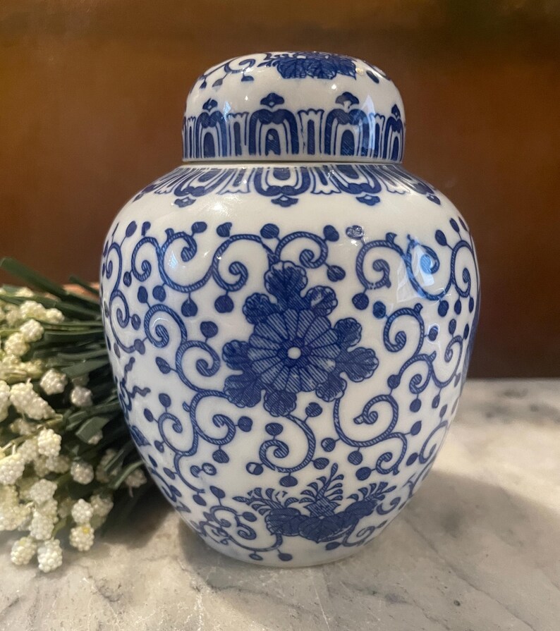 Pretty and Petite Blue and White Porcelain Ginger Jar / Phoenix ...