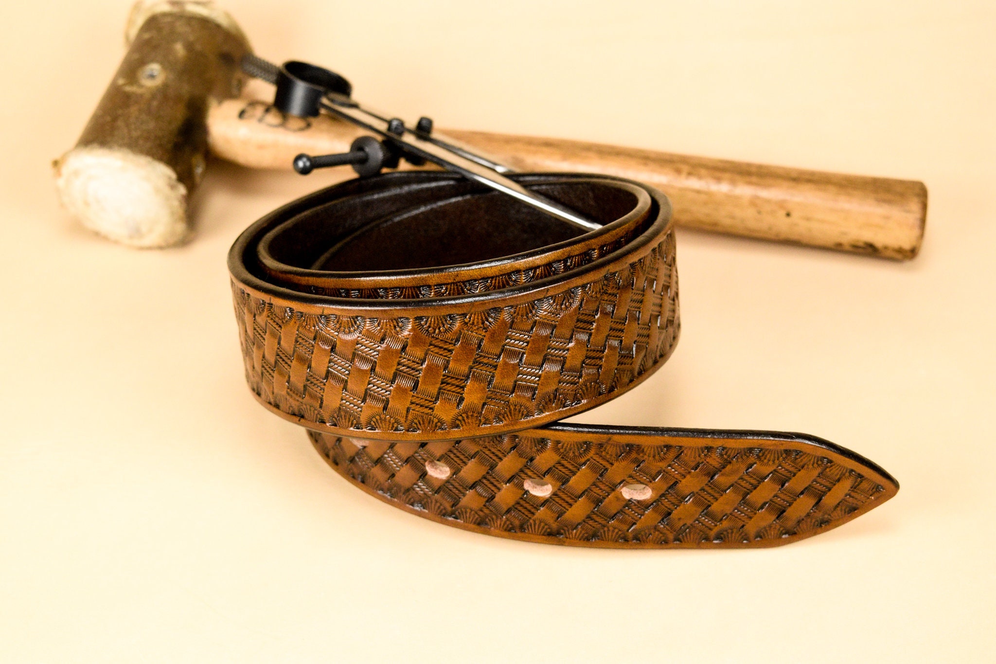 Custom Basketweave Leather Belt | Beautiful Hand Tooled Basketweave ...