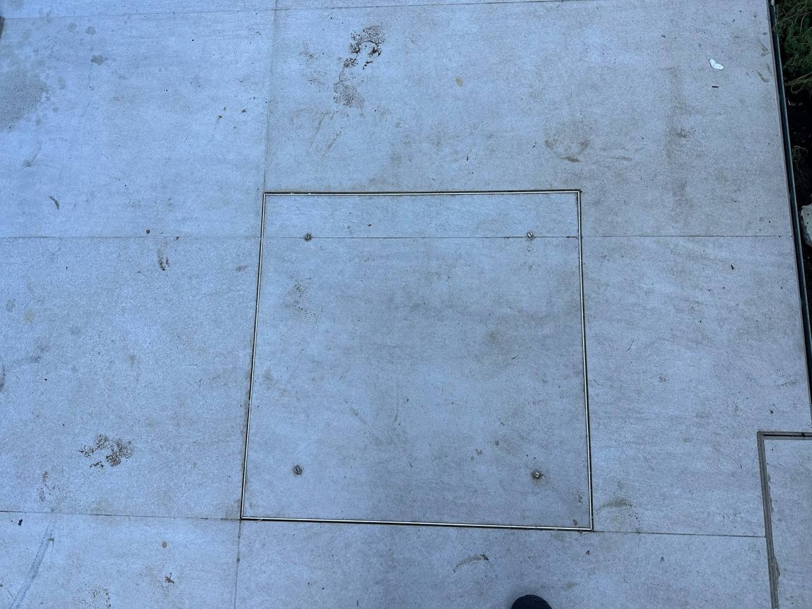 ANY SIZE & SHAPE Flush Mounted Floor Handy Hatches | Floor Access ...