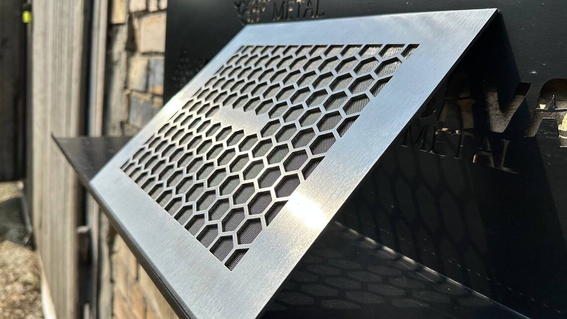 Custom-made Stainless Steel Ventilation Grilles With Mesh, Fully ...