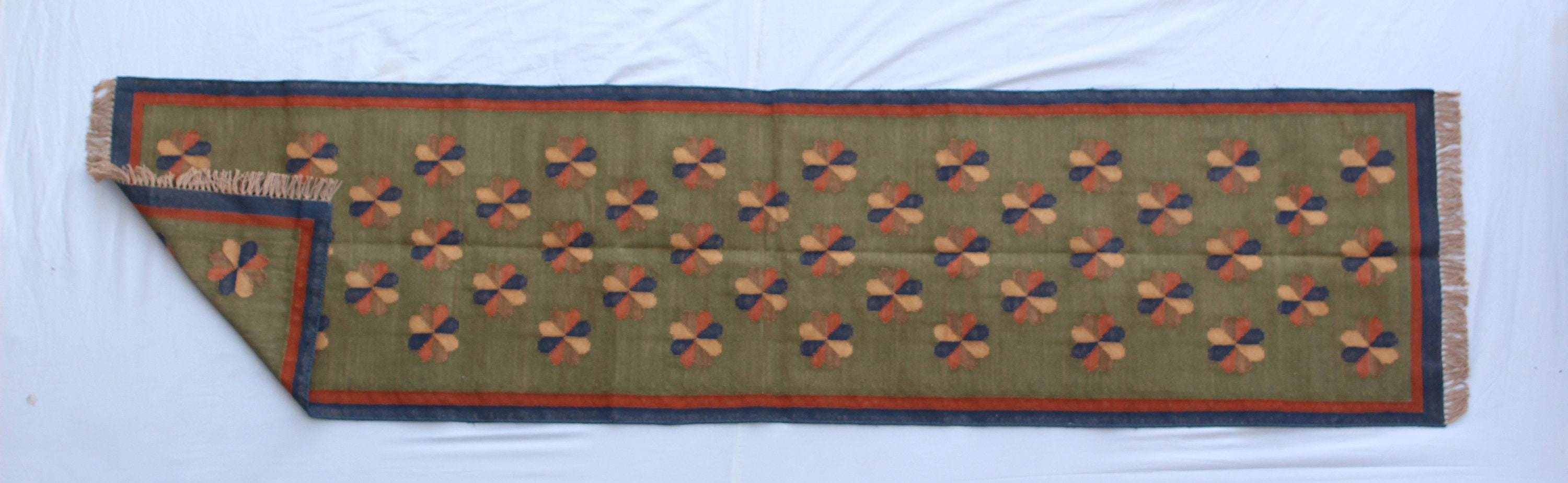 Multiple Sizes Cotton Green Modern Flowers Design Hand Woven Runner Rug ...