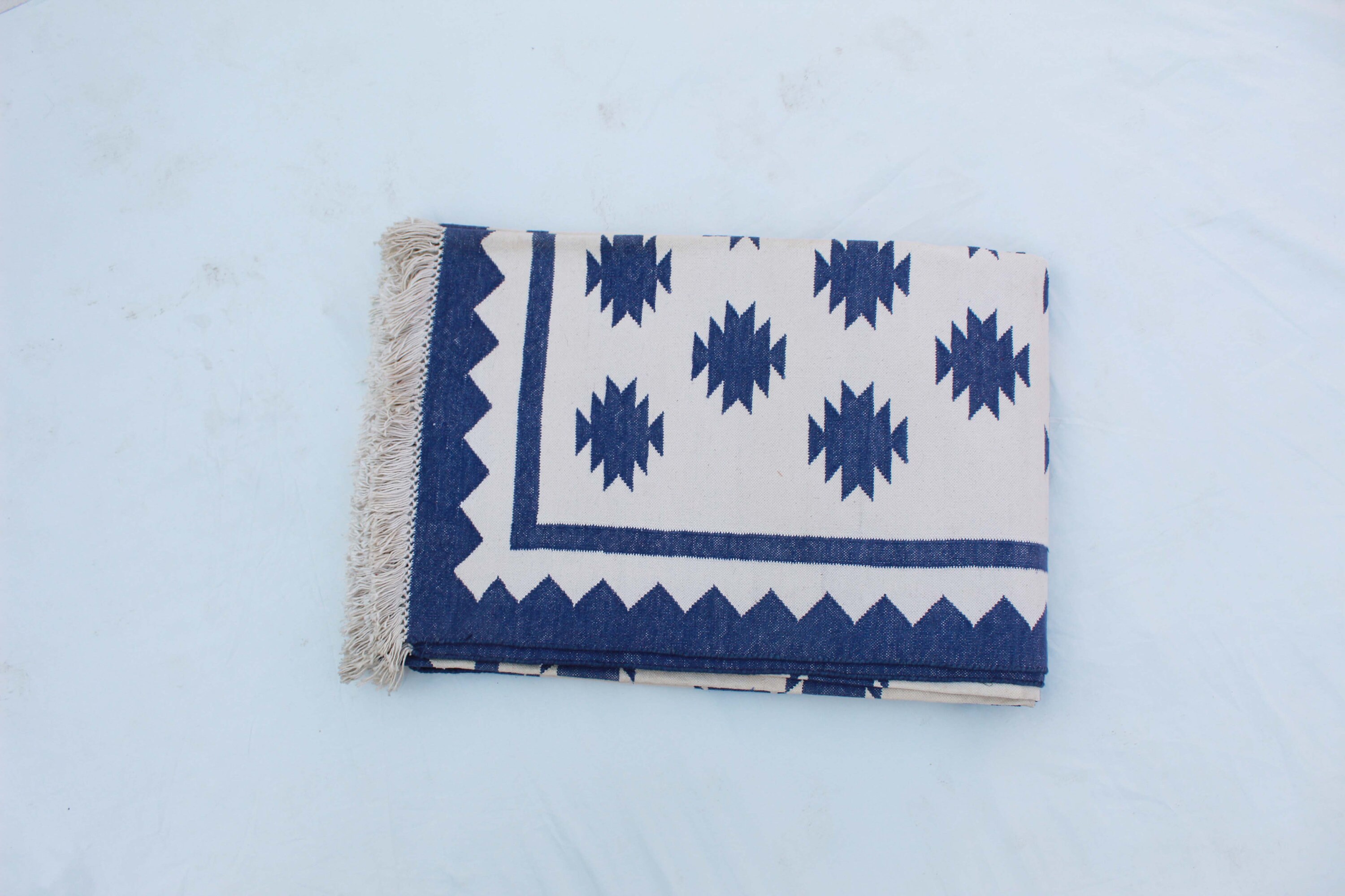 Multiple Sizes Cotton Multiple Sizes Blue and White Runner Rug Flat ...