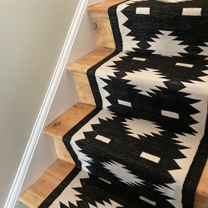 Multiple Sizes Cotton Multiple Sizes Black and White Runner Rug - Flat ...