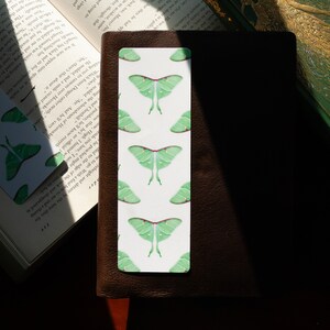 Luna Moth Laminated Bookmark, Botanical Bookish Reader Gift, Magical ...