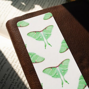 Luna Moth Laminated Bookmark, Botanical Bookish Reader Gift, Magical ...