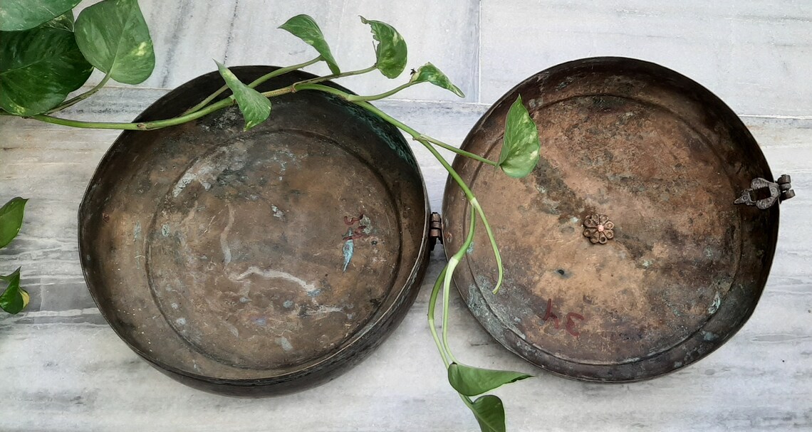 Antique Old Brass Chapati Box/Indian Brass Bread Box/Engraved | Etsy